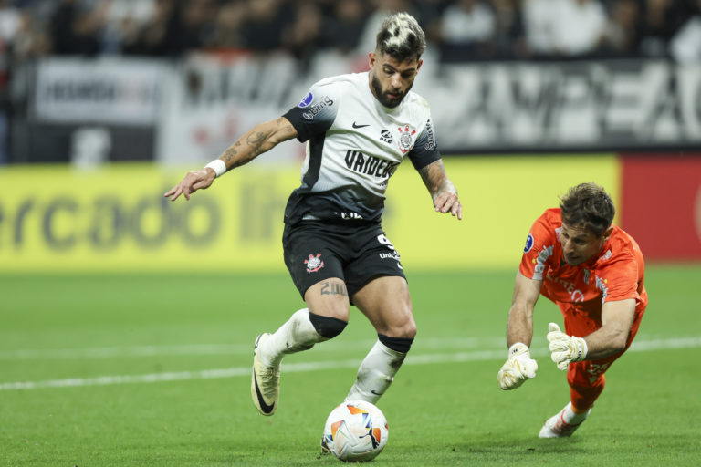 Brazilian football expert delivers exciting verdict on Southampton ...
